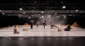 Tanssitaide, luokka ja ruumiillisuus – kirjoituksia yhteiskuntaluokasta ja taidetyöstä